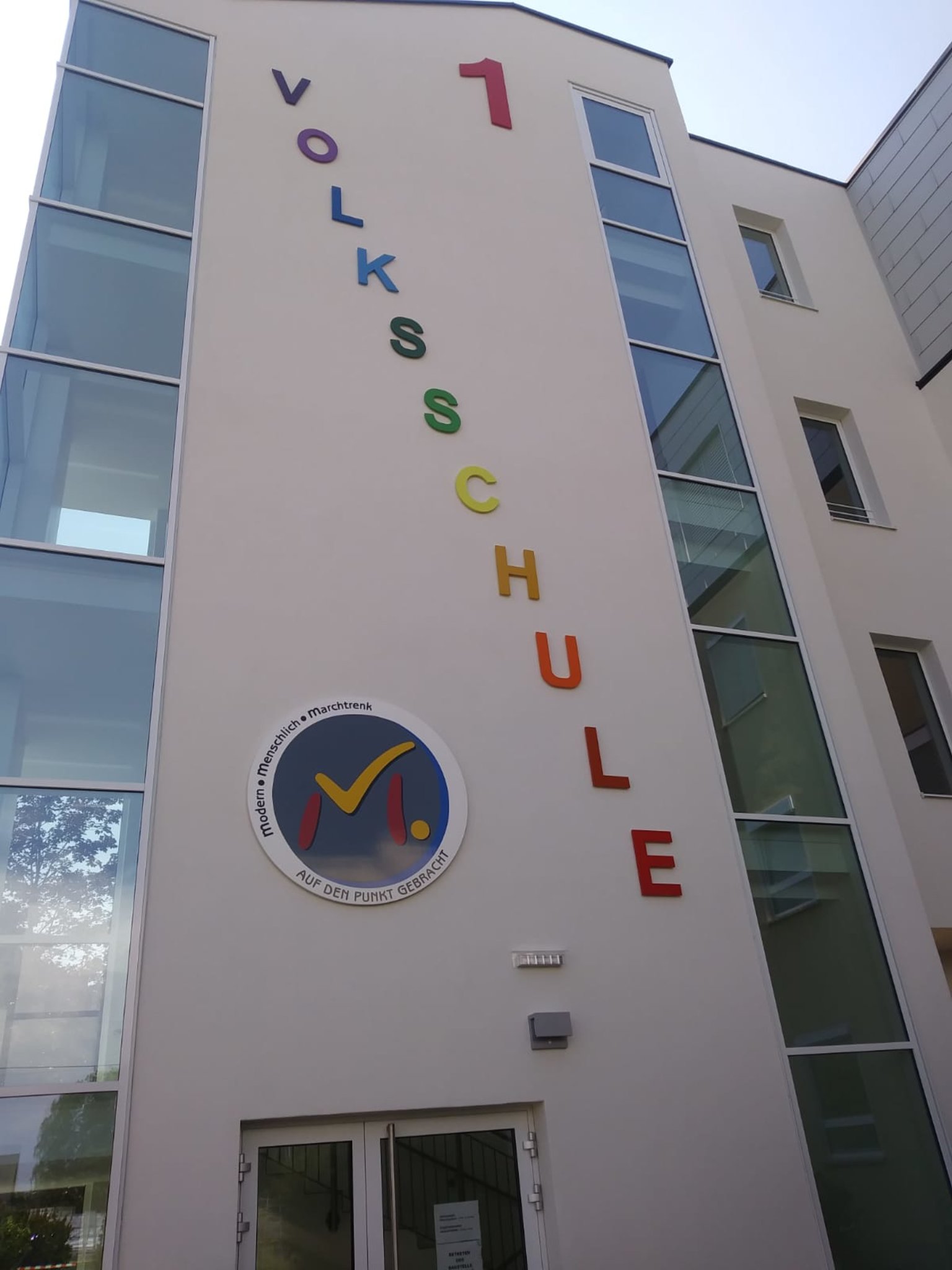 Eröffnungsfeier des Zubaus an der Volksschule 1 Marchtrenk! - Wels ...