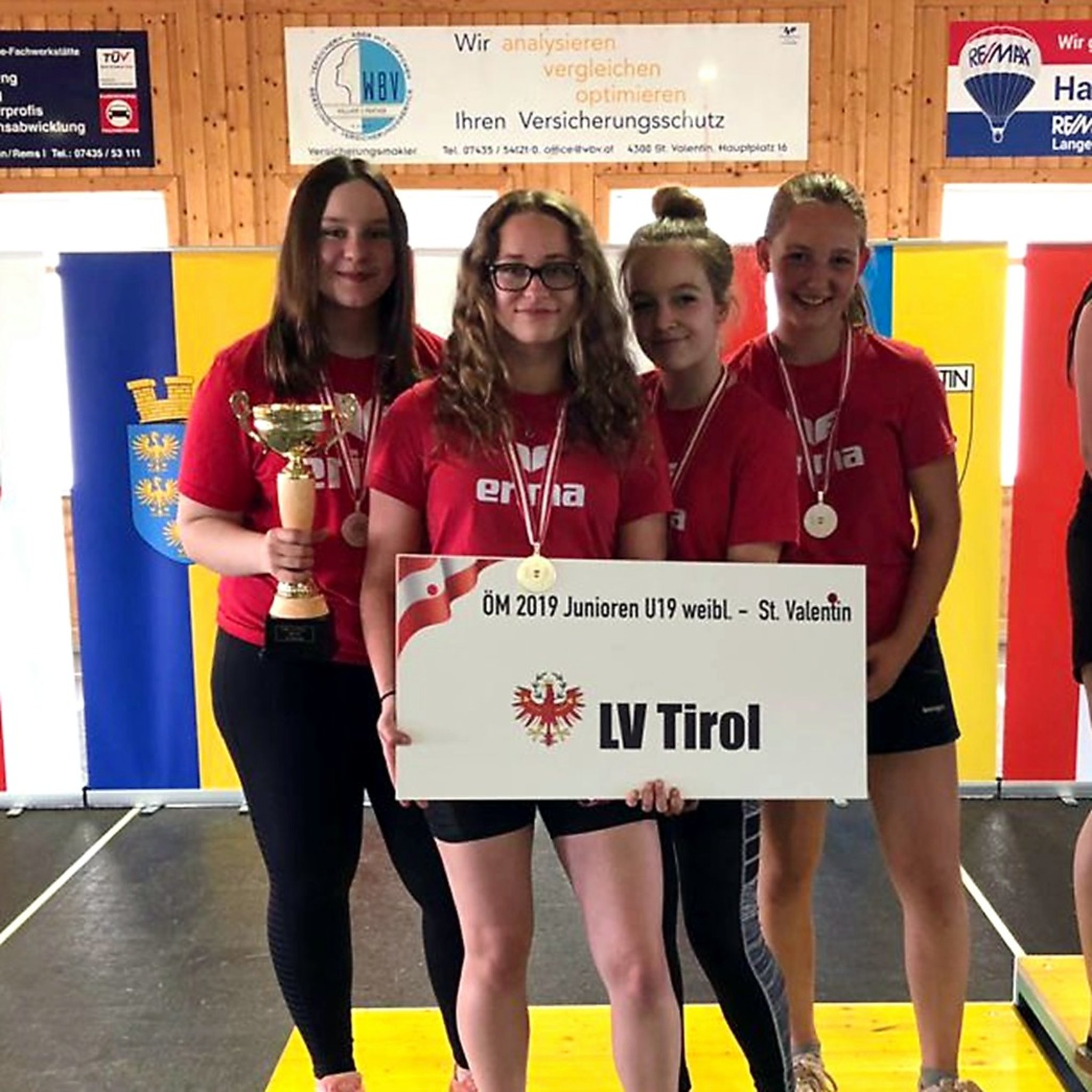 Stocksport - ÖM Junioren U19 weiblich: Erstmals weibliche U19 ...