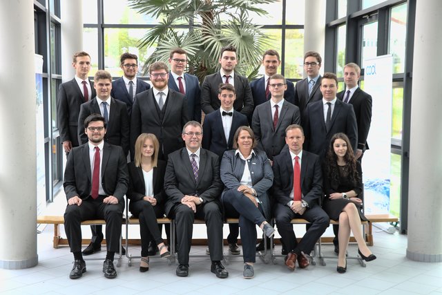 BBS Rohrbach: Erfolgreiche Reife- und Diplomprüfungen an der HAK - Rohrbach