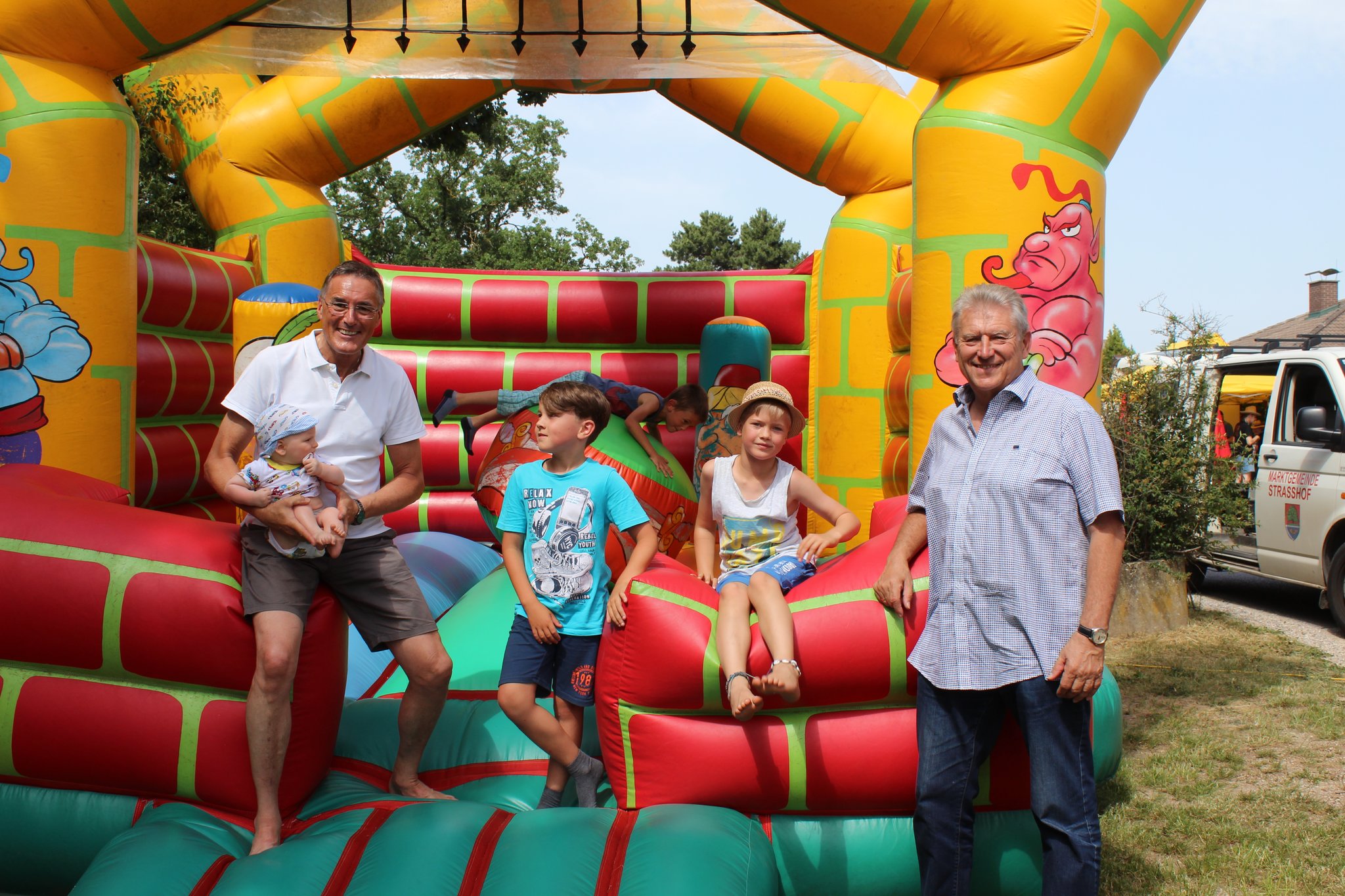 Feierlaune: Spielplatzfest in Strasshof - Gänserndorf