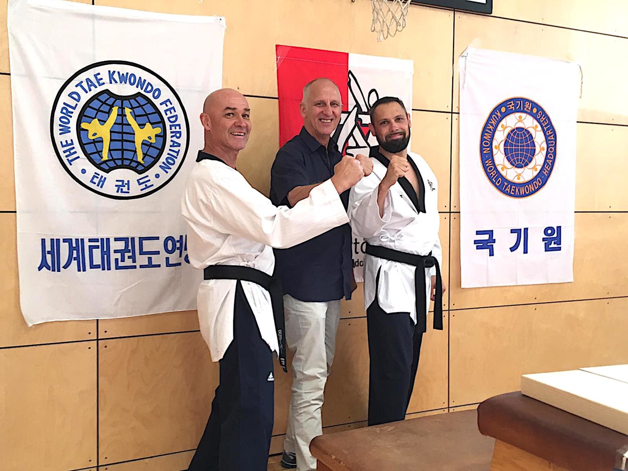 Kampfsport: 1. Großmeister durch Helmut Dersch - Kitzbühel