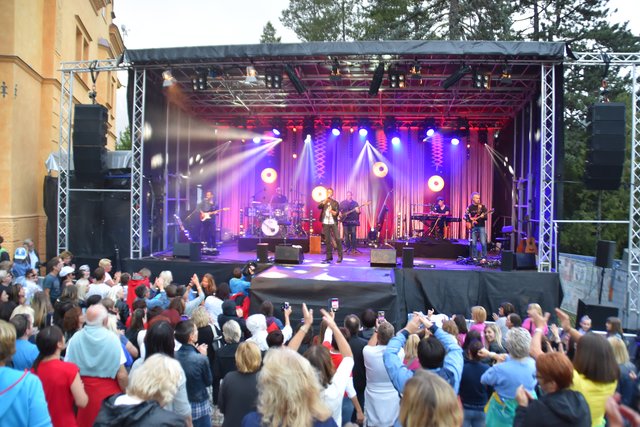 Konzerthighlight des Art Club Imst: Hunderte Fans erlebten Gilbert im ...