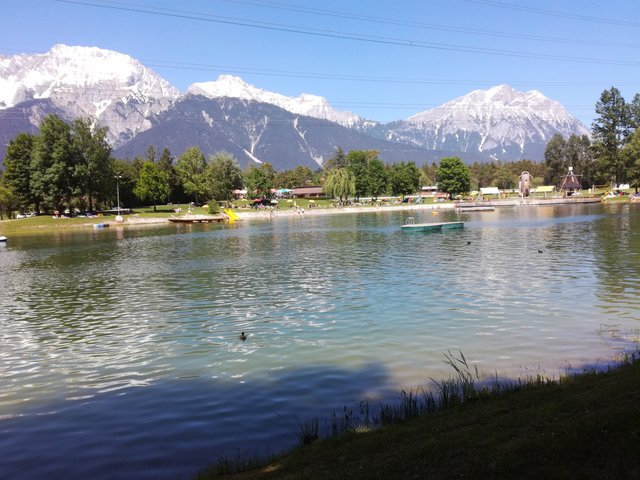 Badespaß am Mieminger Plateau: Mieminger Badesee ist ein wahres ...