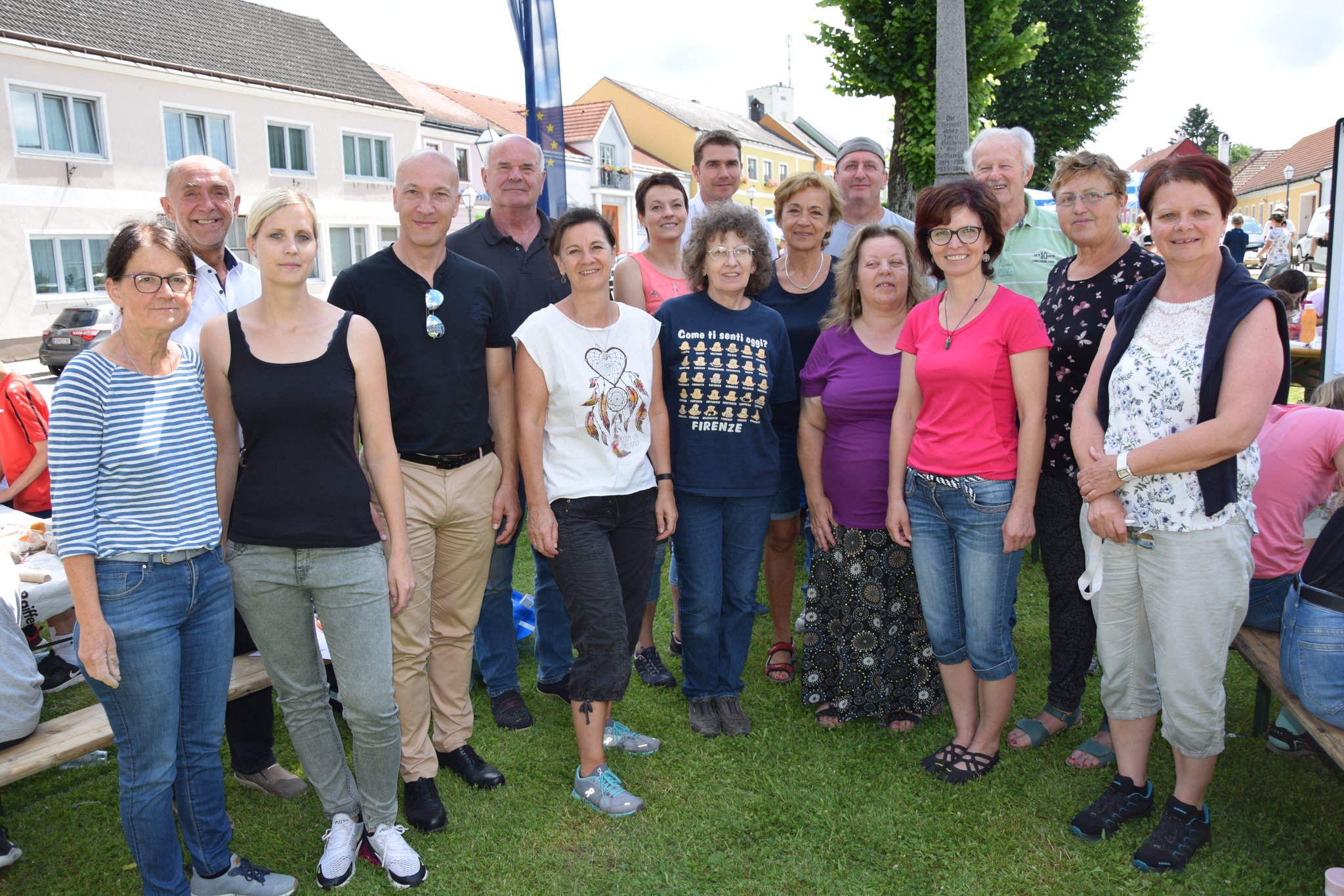 Willi Engelmayer: 200 junge Künstler belebten den Marktplatz - Zwettl