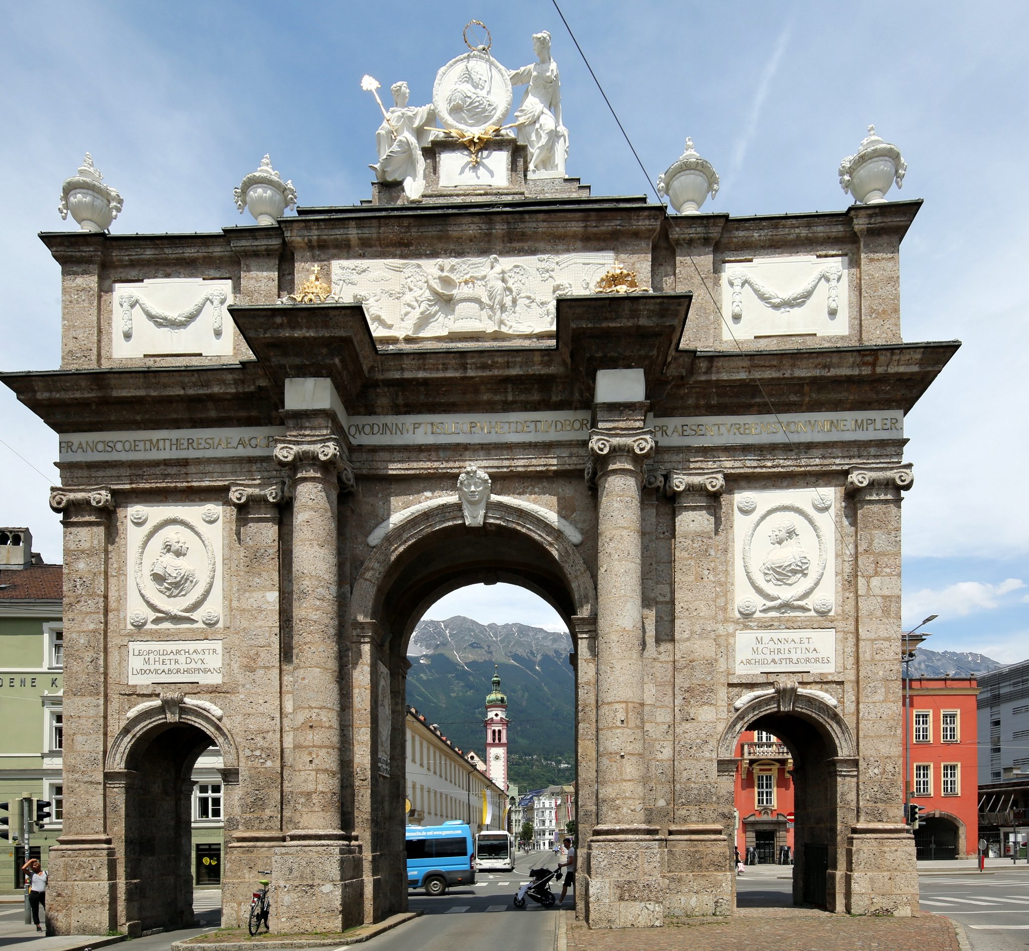 Ein Besuch in der tiroler Landeshauptstdt.: Innsbruck die schöne Stadt ...