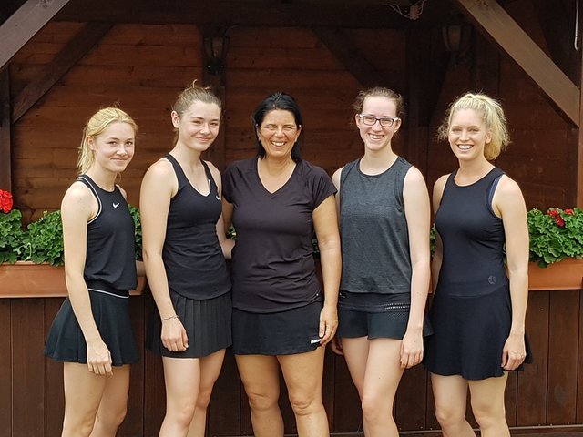 Meistertitel: Meistertitel für die 1. Damen-Mannschaft des TC ...