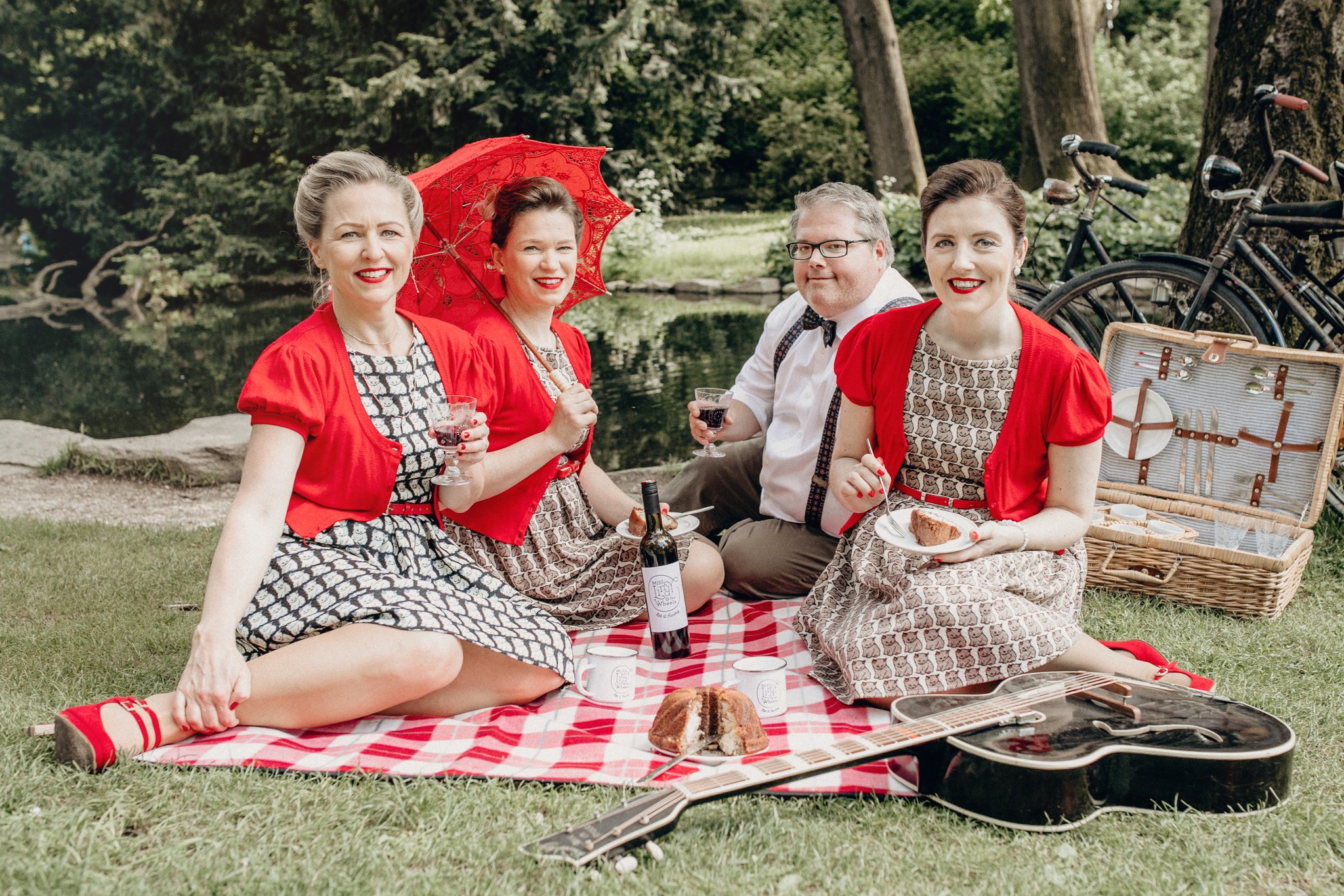 Swing-Band "Miss Lindy & the Wheels": Swinging Friday am Grottenhof ...