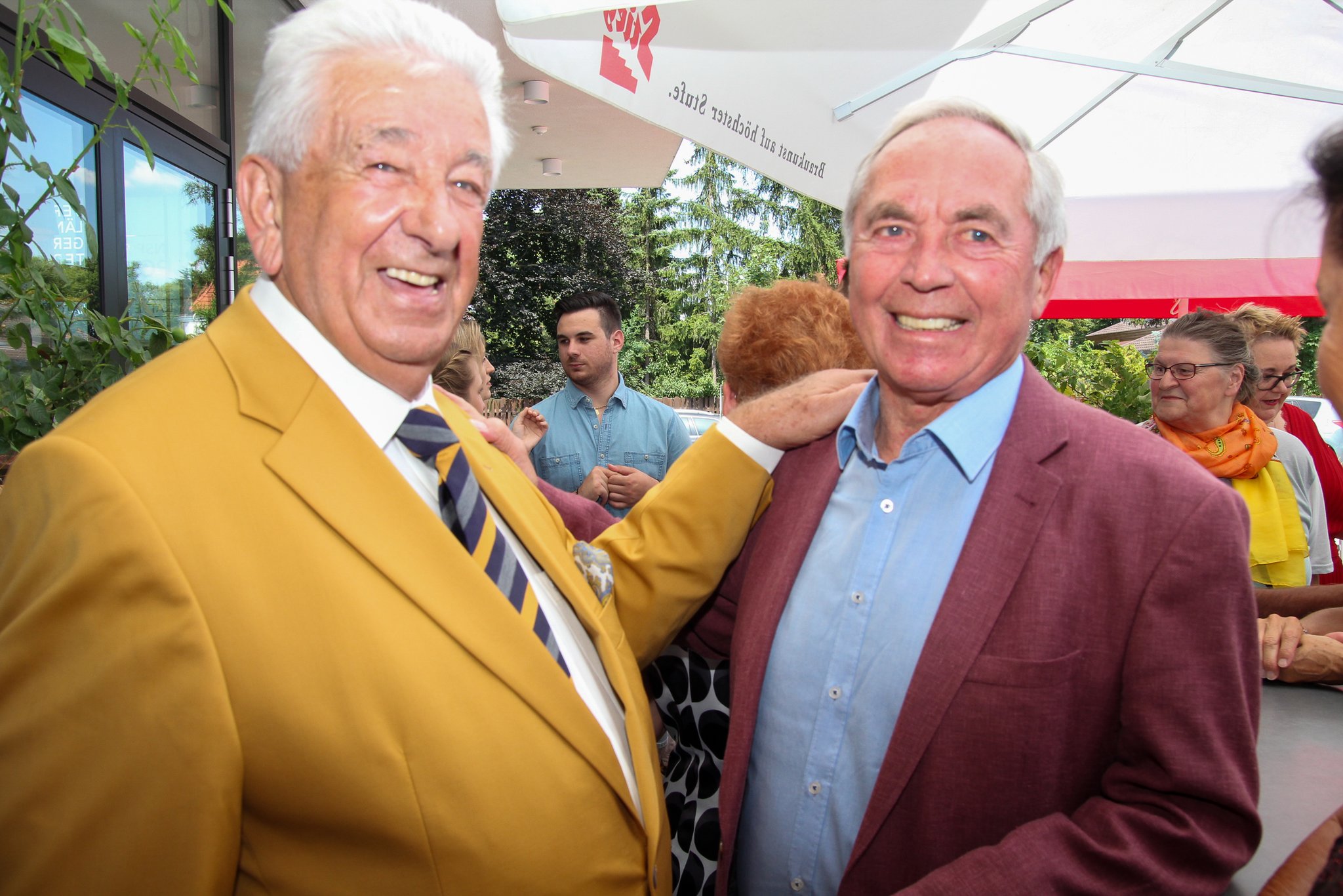 Noldi feierte seinen 80er mit Promis aus dem In- und Ausland - Wiener ...