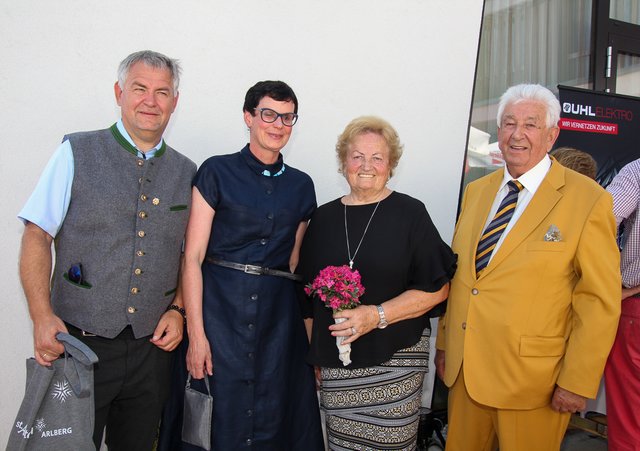 Noldi feierte seinen 80er mit Promis aus dem In- und Ausland - Wiener ...