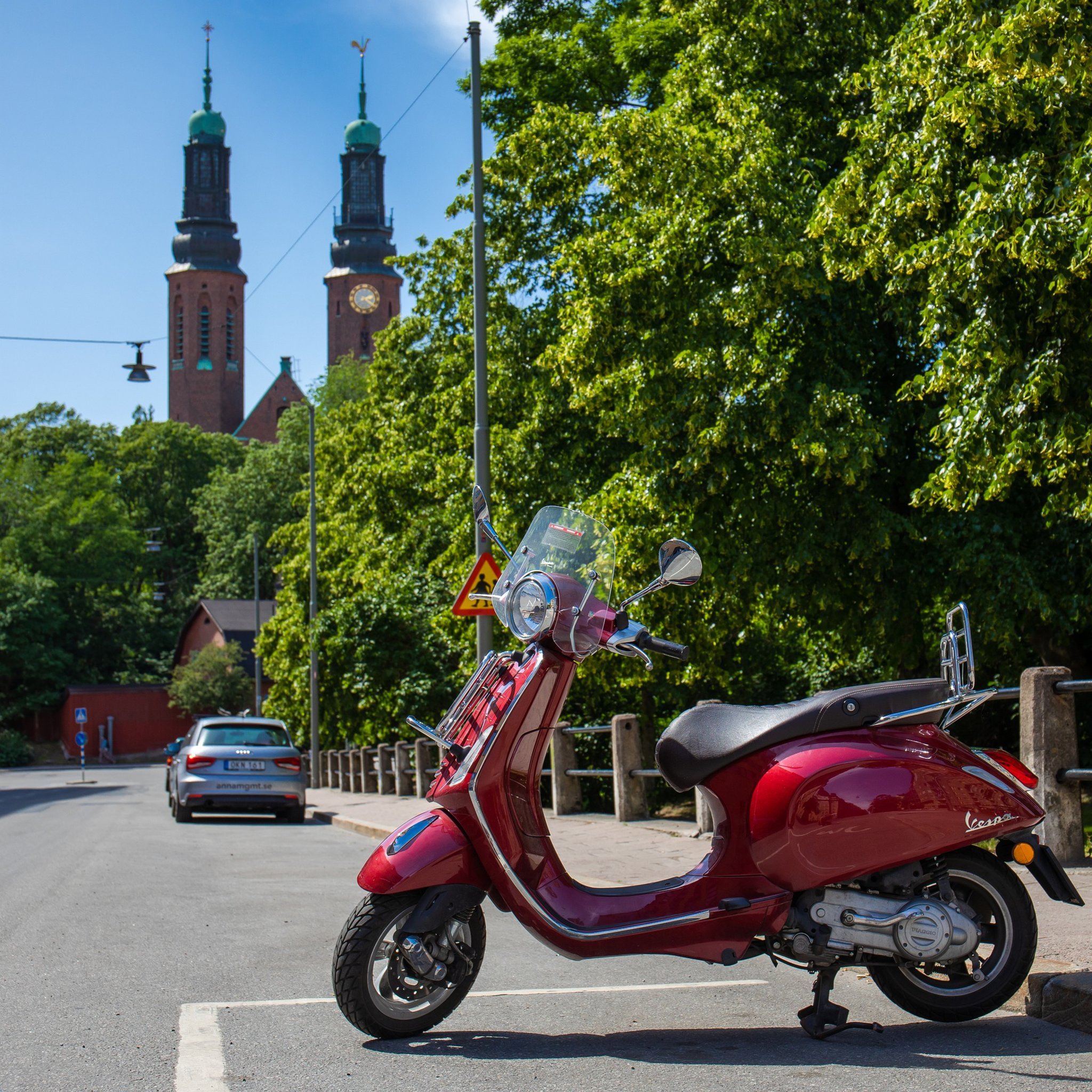 Fahrerflucht: Pkw streifte entgegenkommendes Moped - Klagenfurt Land