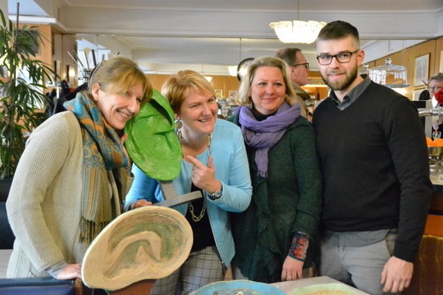 Ein großes Ohr zog durch Baden - Baden