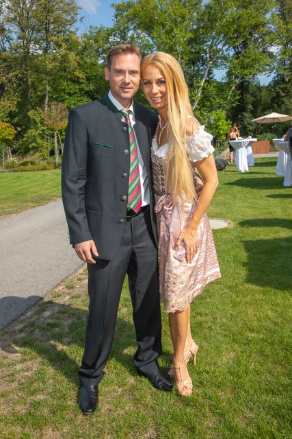 Traumhochzeit: Puls 4-Moderator Andi Seidl heiratete seine Sina - Wien