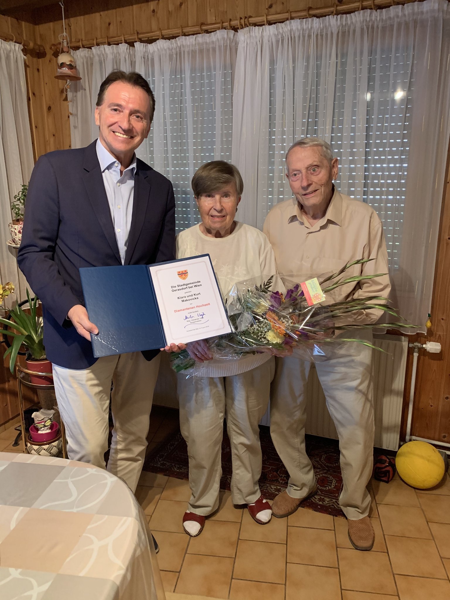 Personalia: 60 Ehejahre im Hause Makovicka - Mistelbach