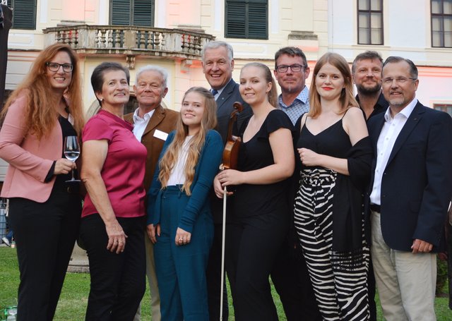 Klassisch-Rockiges Sommernachtskonzert ausverkauft - Mistelbach