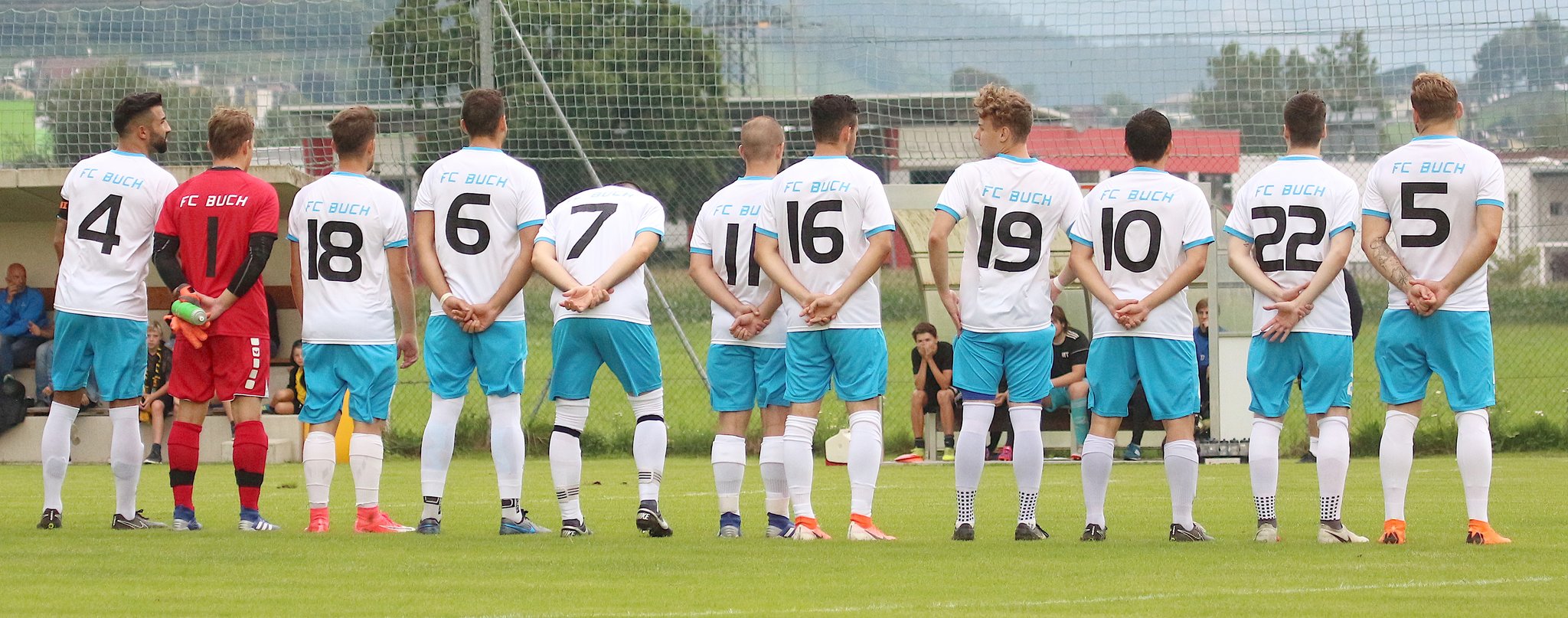 Hotter- Elf gewinnt Heimspiel gegen Hippach mit 4:1: FC Buch erklimmt den Tabellengipfel der ...