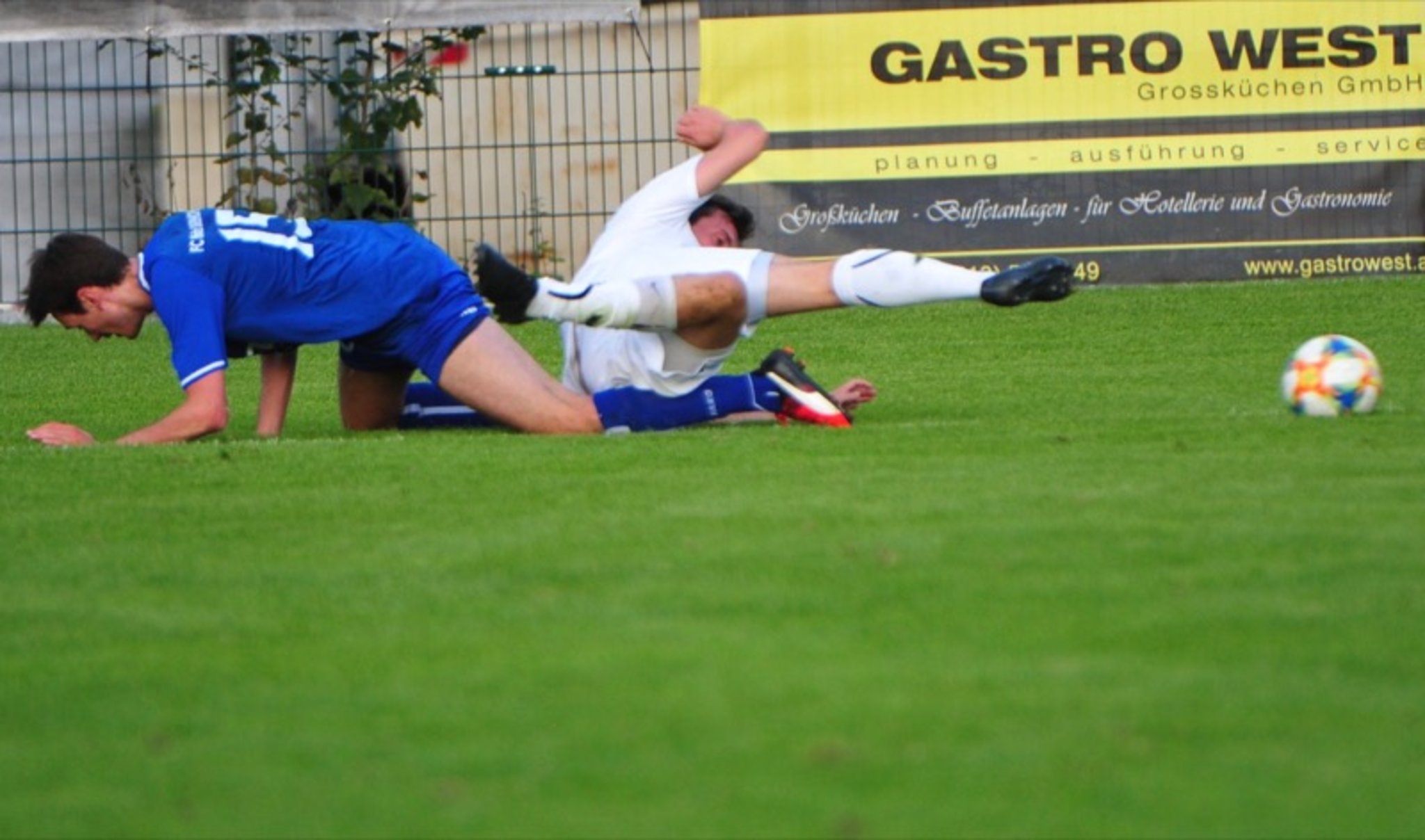 Fußball: Sieg für Götzens nach großem Kampf - Westliches Mittelgebirge