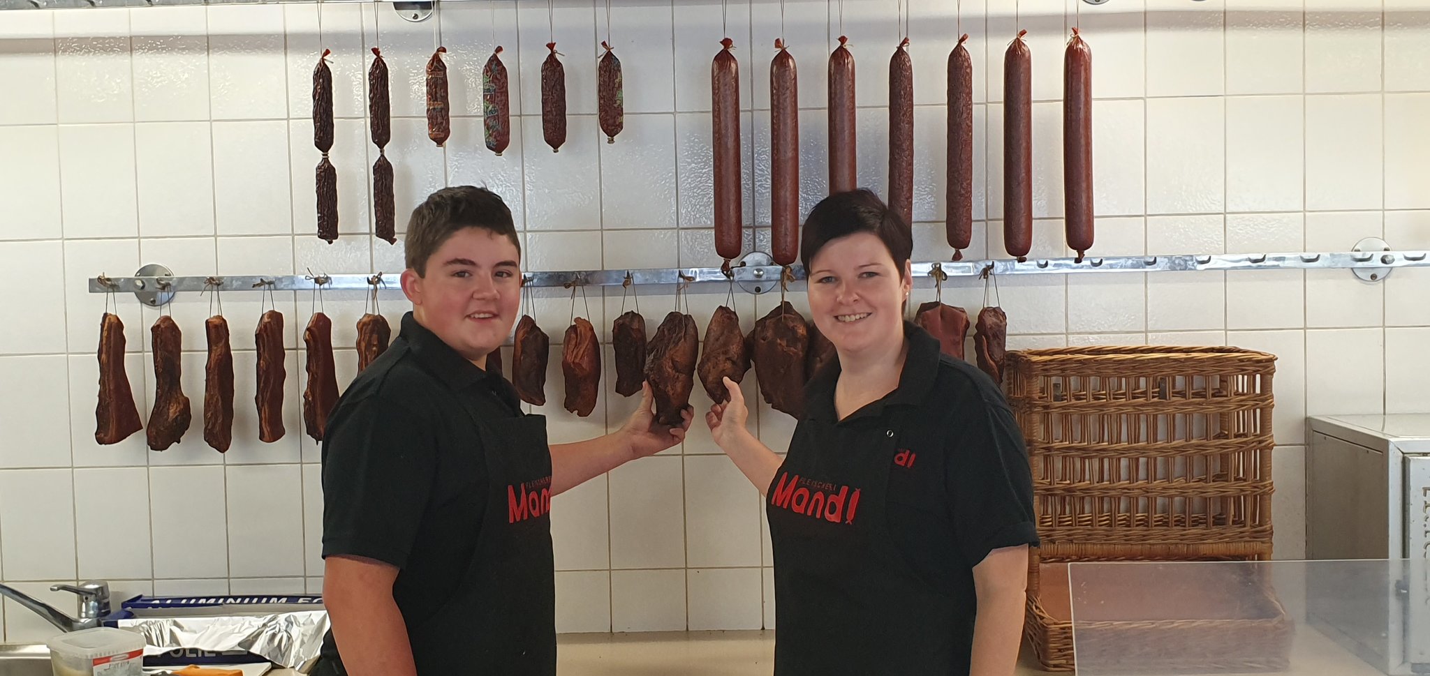 Lehrling bei Fleischerei Mandl: Fleischer der Zukunft aus Kleinreifling ...