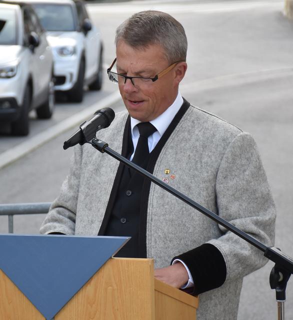 Gedenkveranstaltung an den von den NAZIS 1944 ermordeten HS Direktor ...