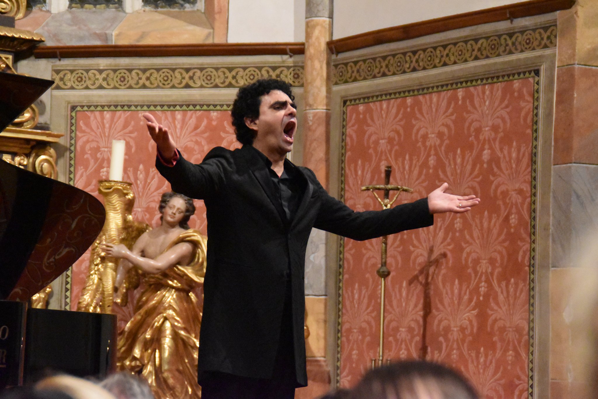 Rolando Villazòn: Star-Tenor überzeugt bei Millstätter Musikwochen ...