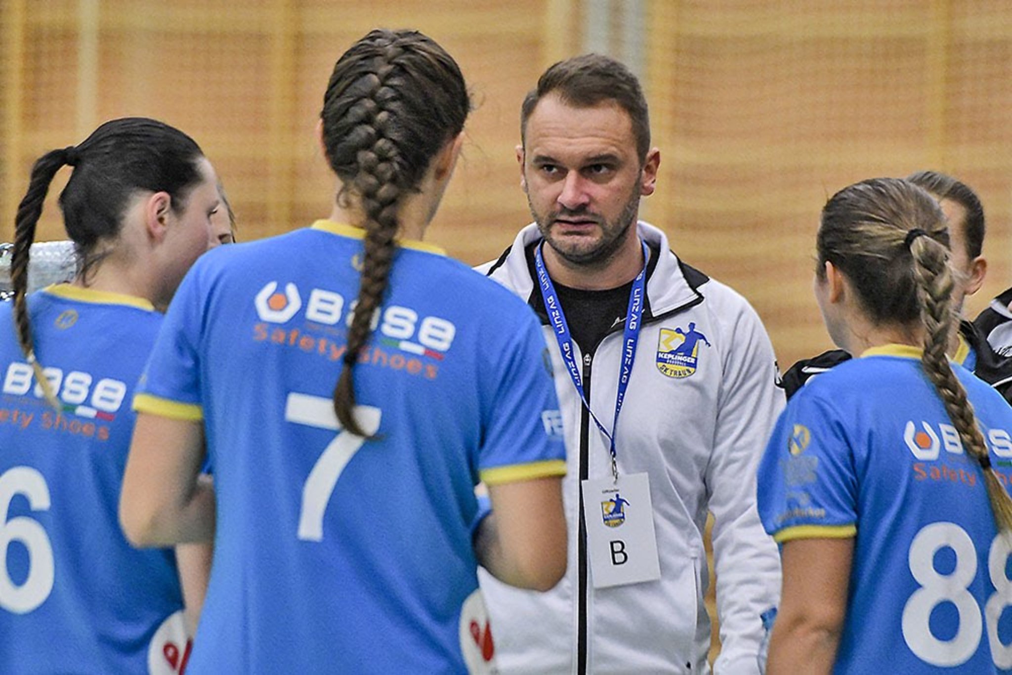 Trauns Meistertrainer Zoran Ban hat vier Titel zu verteidigen - Linz-Land