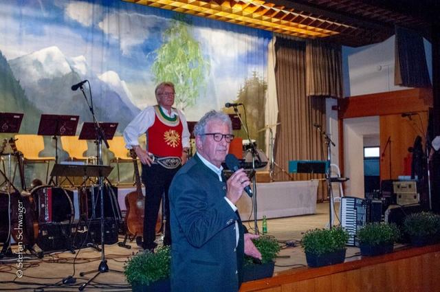 Jubiläum: Ein Geburtstagfrühschoppen für Willi Kröll - Westliches ...