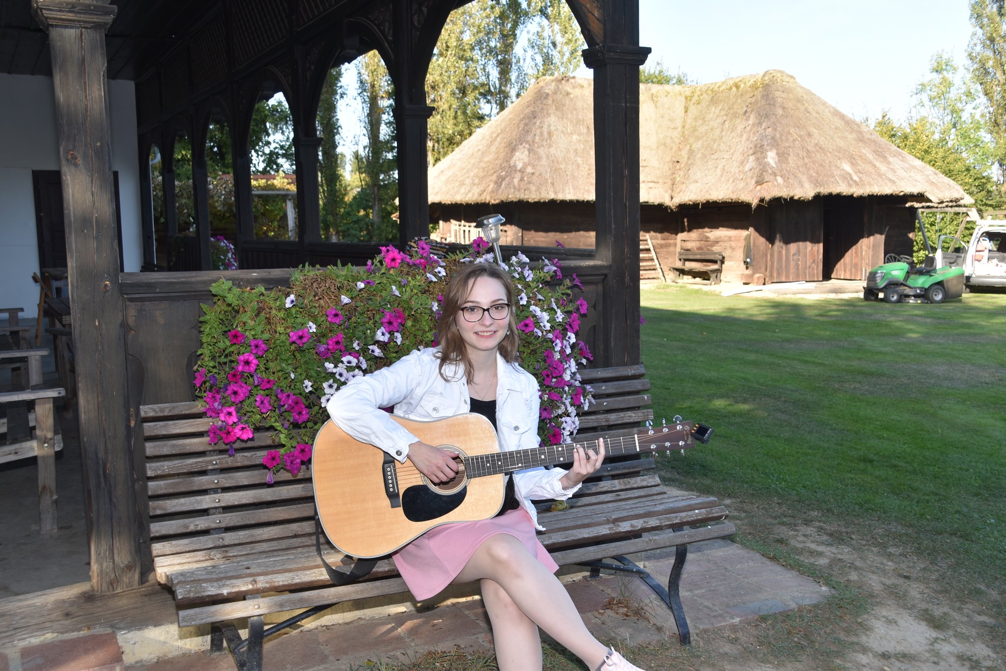 Entdeckenswertes Raabtal: Mit Songwriterin Julia Redl durch die ...