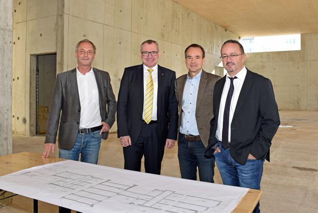 Firstfeier: Neubau der Tiroler Fachberufsschule für Metalltechnik ...