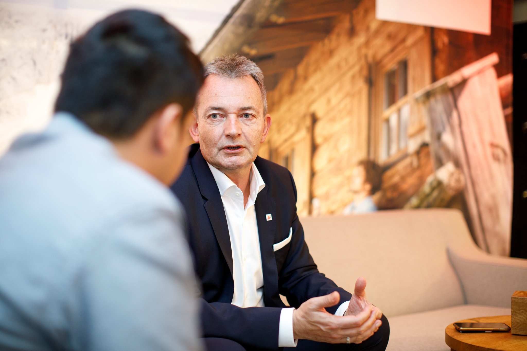 5G Netz der Zukunft: A1 CEO Marcus Grausam im Interview - Hall-Rum