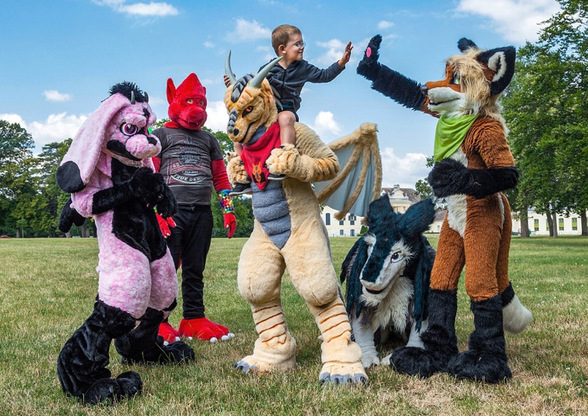 Benefizveranstaltung: "Furries For Kids" kommen am 2. November ins G3 ...