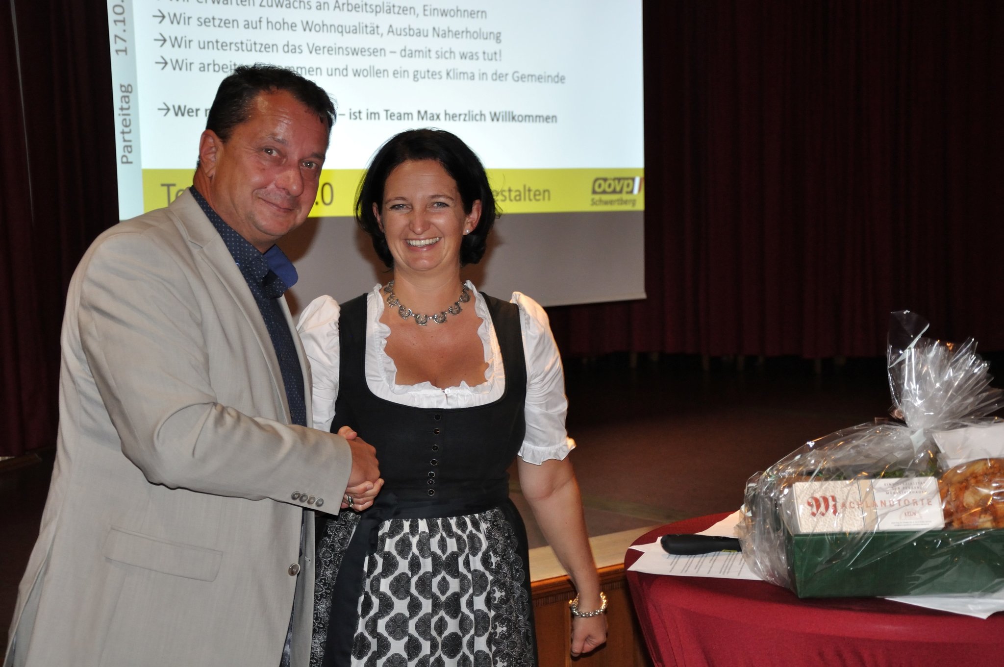 Parteitag: Elisabeth Medel als Parteiobfrau der ÖVP Schwertberg gewählt ...