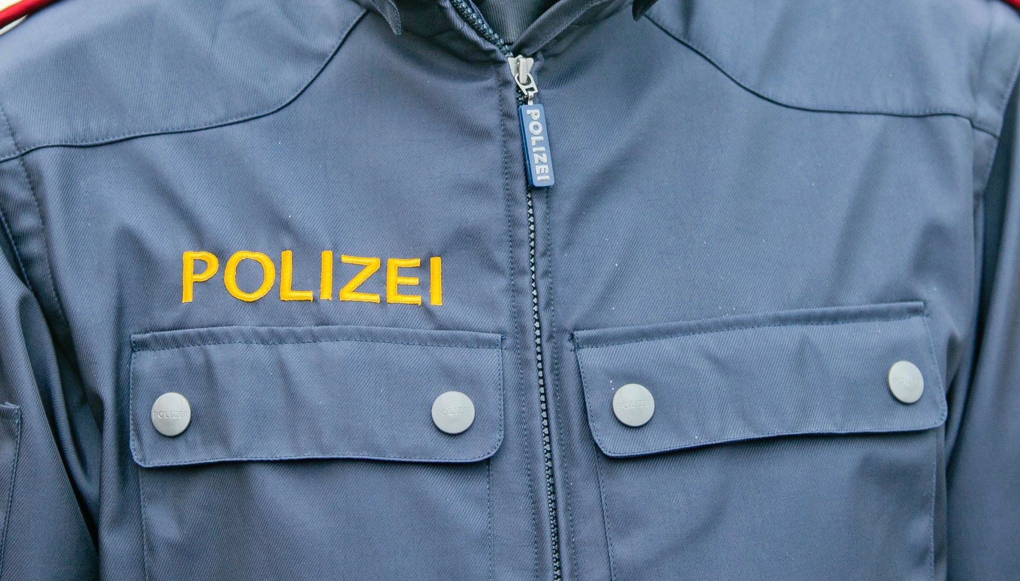 Polizeimeldung: Gefährdung der körperlichen Sicherheit in drei Fällen ...
