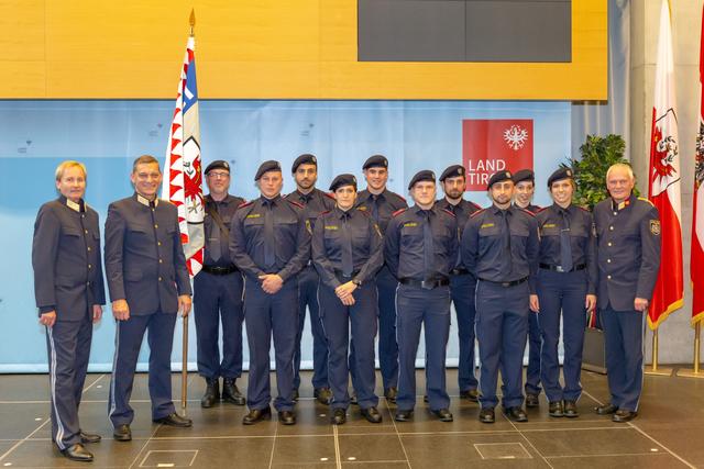 Landespolizeidirektion für Tirol: Neun neue PolizistInnen verstärken ...