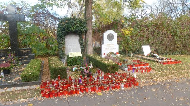 445 Kerzen für Jochen Rindt - Graz