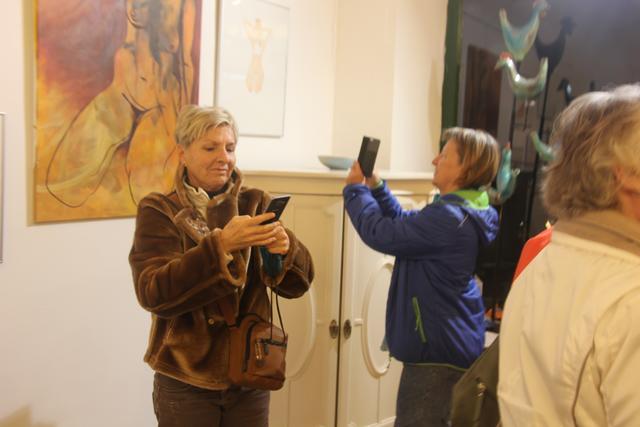 Vernissage im Kunst.Lokal mit erotischen Aquarellen: "Ein Lebenszeichen" von Susanne Stadler ...