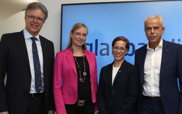 Sparkasse OÖ: Neues Konzept: "Filiale der Zukunft" - Linz