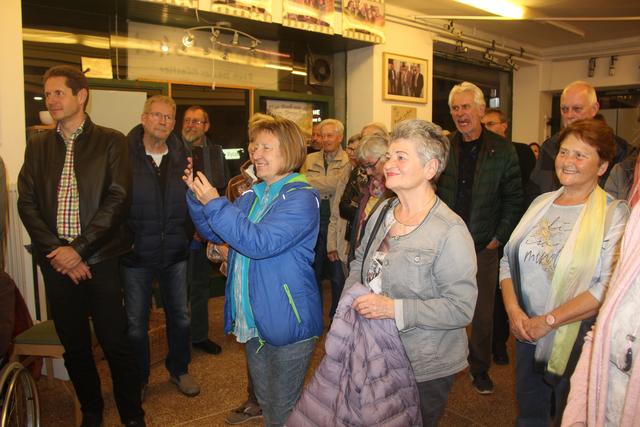 Vernissage im Kunst.Lokal mit erotischen Aquarellen: "Ein Lebenszeichen ...