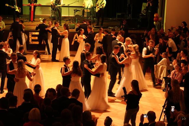 Fotos vom Ball der HAK Perg 2019: Bildergalerie: "HAKademy Awards - Our ...