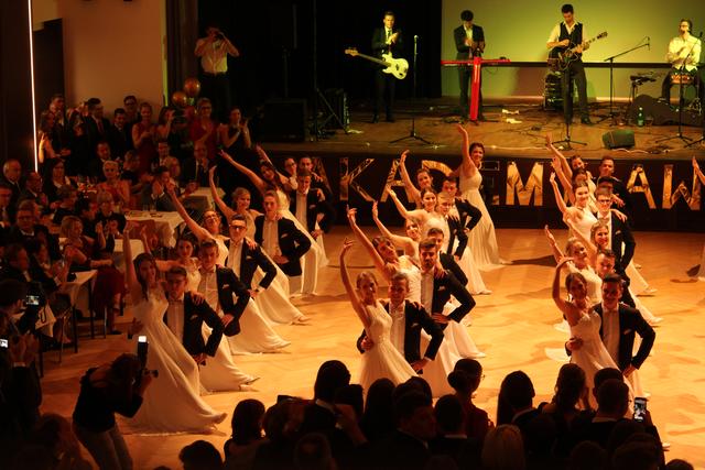 Fotos vom Ball der HAK Perg 2019: Bildergalerie: "HAKademy Awards - Our ...