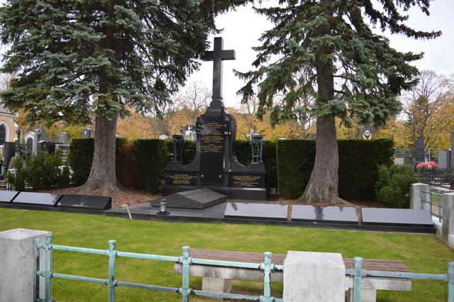 Eine Tour durch den Hietzinger Friedhof: Friedhof mit Geschichte(n ...