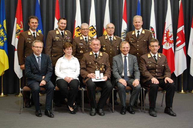 Vom Land geehrt: Hohe Auszeichnung für langjährige Perger ...