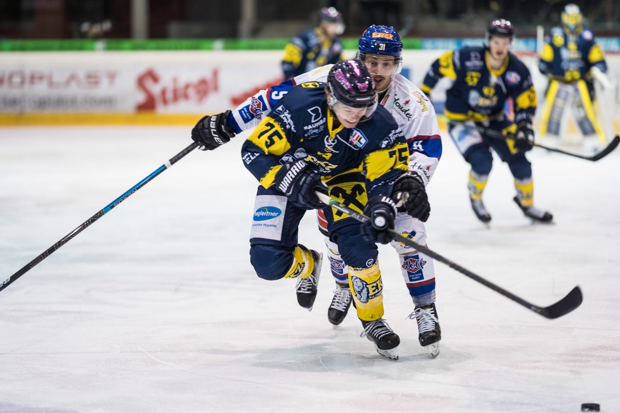 Eishockey - Zeller Eisbären: Pfeiffenberger: "Am Eis war Emotion pur ...