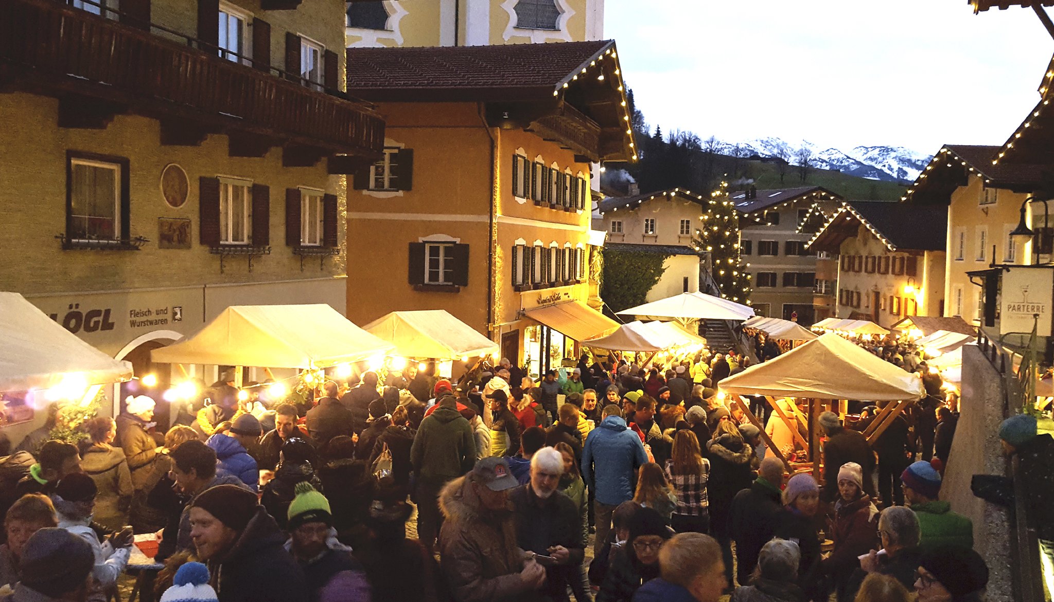 Markt-Advent Hopfgarten: "Alles hat seine Zeit" beim Markt-Advent in ...