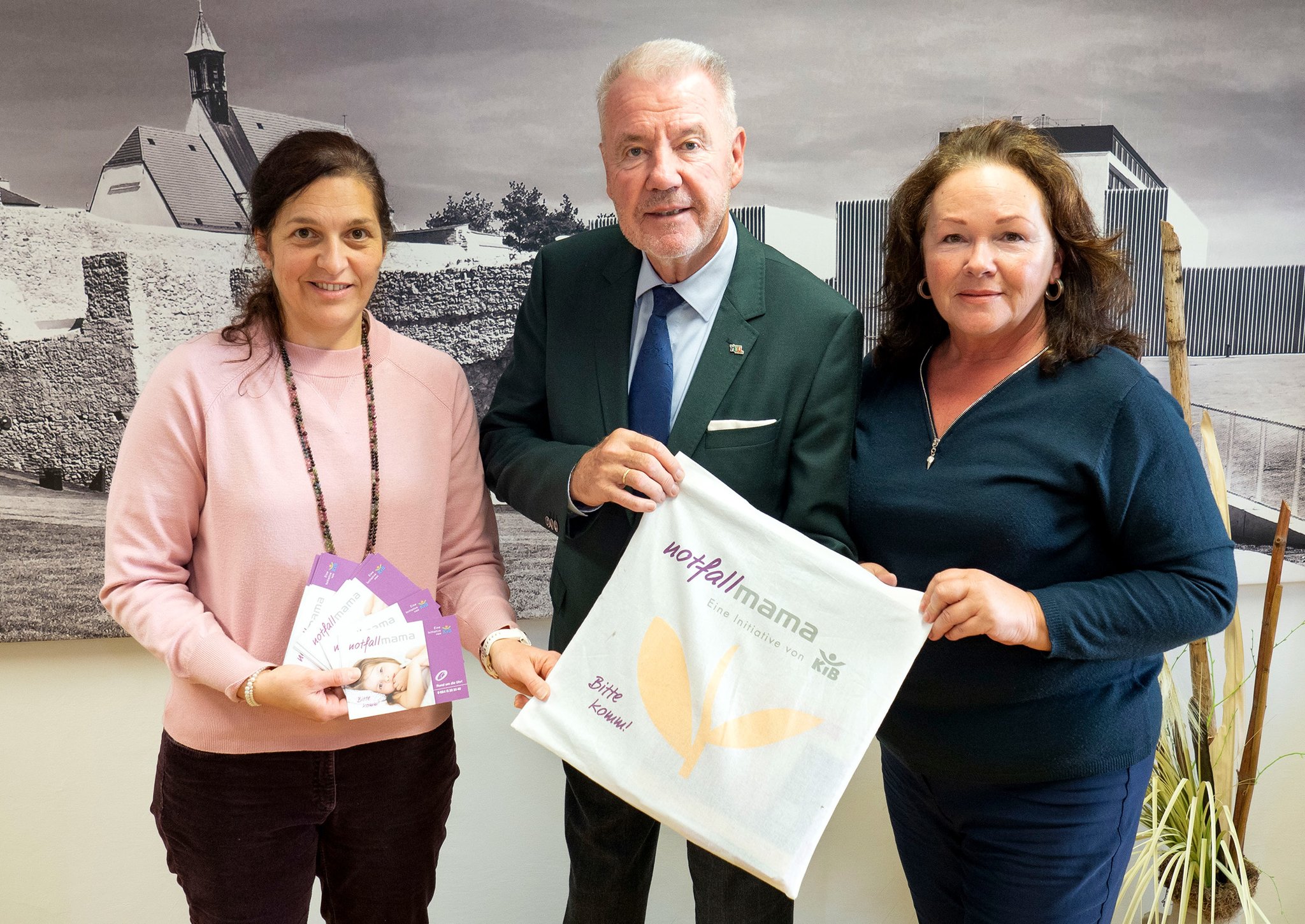 Wiener Neustadt: Projekt "Notfallmama" vorgestellt - Wiener Neustadt