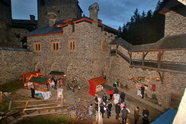 Winterzauber in Ramingstein auf Burg Finstergrün - Lungau