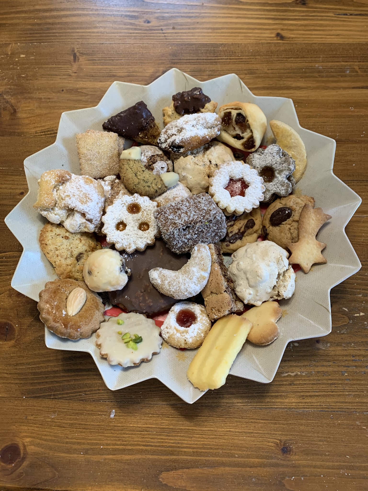 Traditionelle und Moderne: Allerlei Keksrezepte in einem Buch - Villach