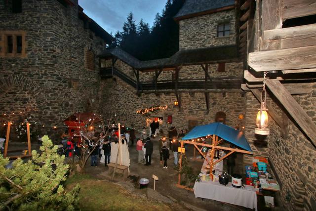 Winterzauber in Ramingstein auf Burg Finstergrün - Lungau