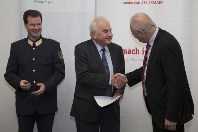 Kuratorium Sicheres Österreich: Ehrung für Thomas Dworschak und ...