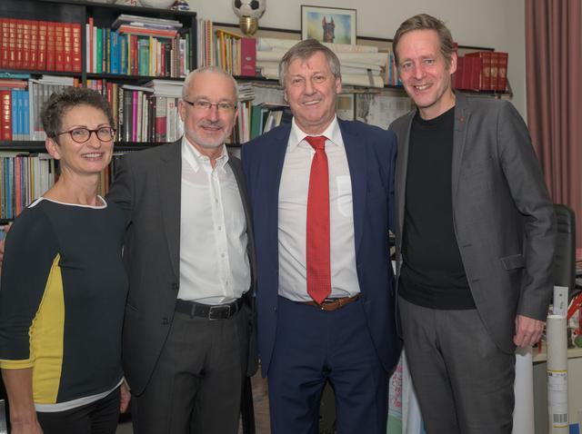 30 JAHRE BEZIRKSVORSTEHER: Erich Hohenberger feiert sein Amtsjubiläum ...