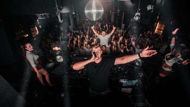 Silvester in Linz: Erstes "Silvester Clubbing" für die Jungen - Linz