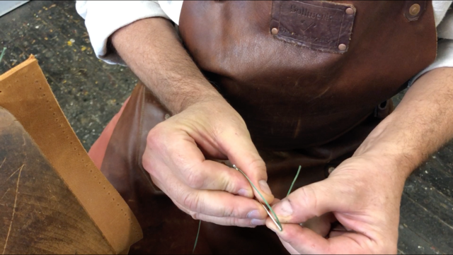 Einfach selbstgemacht: Schutz für Technik aus Leder - Pongau